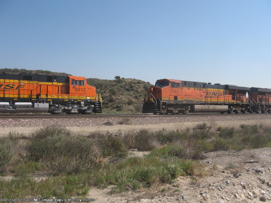 BNSF 6912